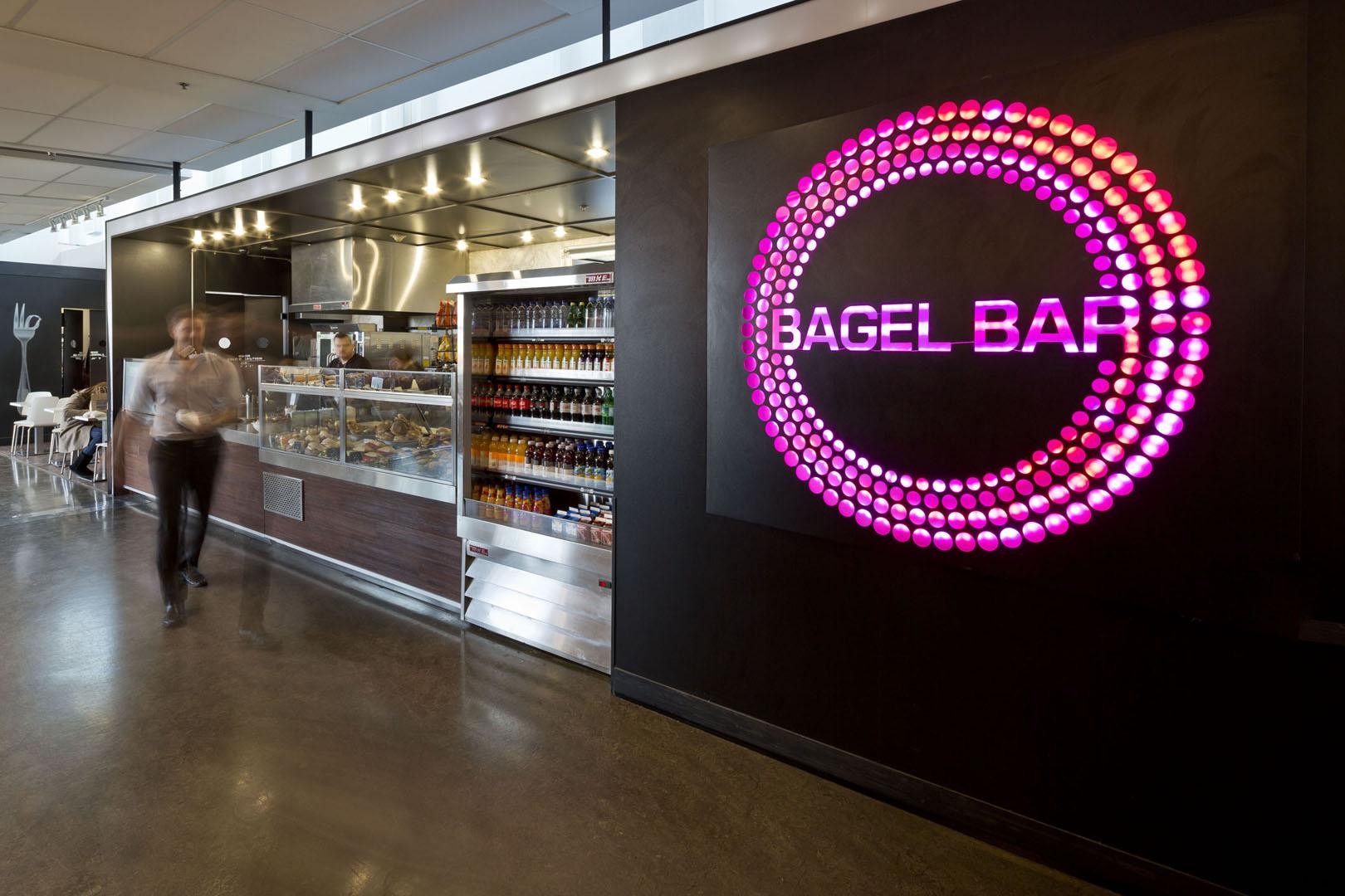 YUL - Montreal Airport | Bagel Bar