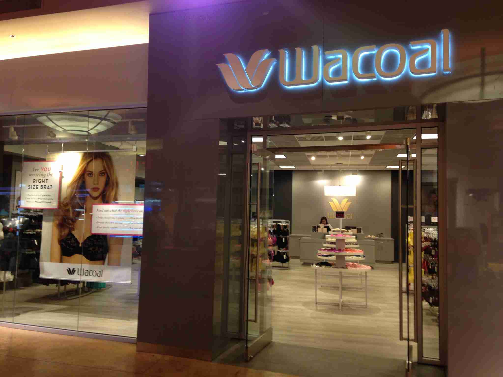 Dolphin Mall Miami Florida | Wacoal