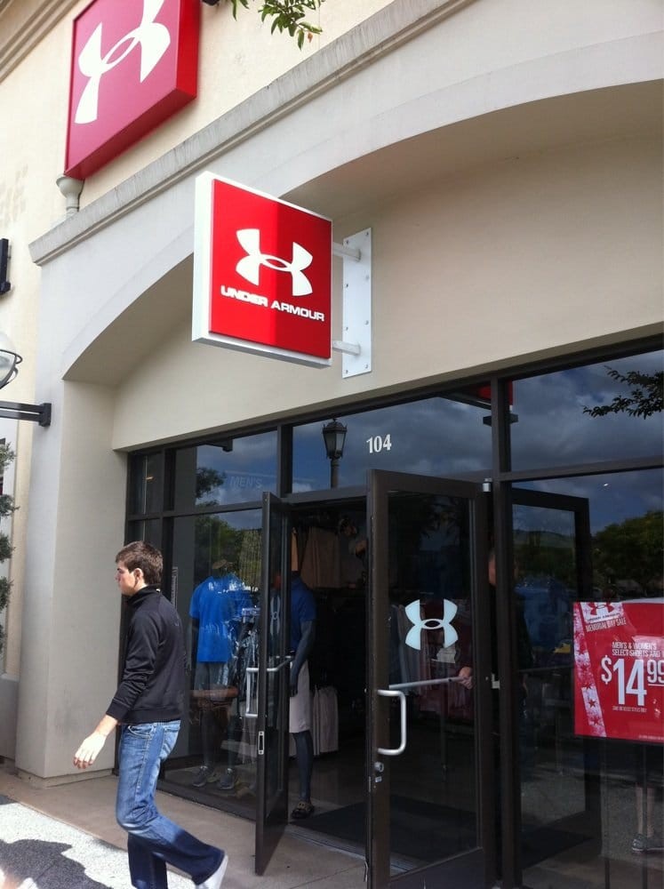 Las Americas Premium Outlets® | Under Armour