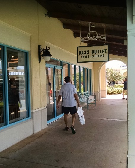 Ellenton Premium Outlets | Bass Factory Outlet