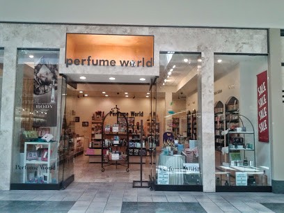 Tyrone Square | Perfume World